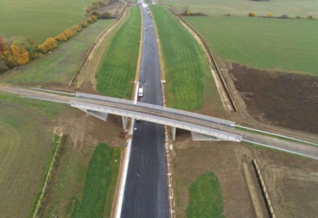 Man arrested as pedestrian dies in collision with lorry on A120 bypass ...